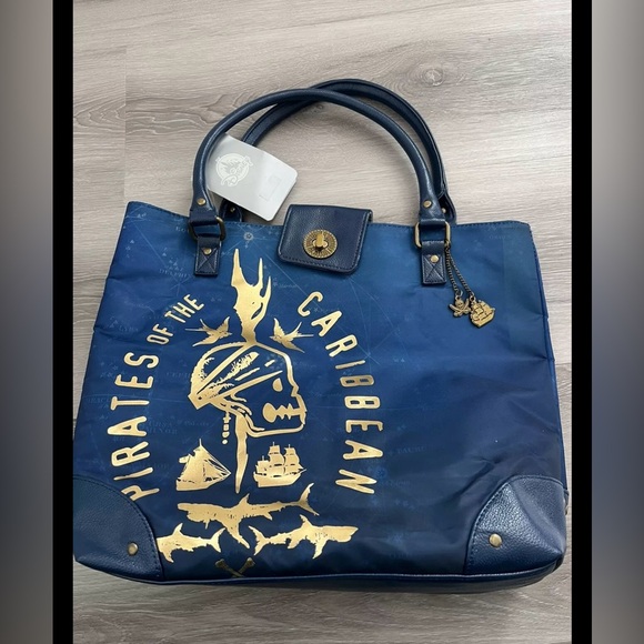Disney | Bags | Disney Pirates Of The Caribbean Tote Bag Unisex Nwt ...
